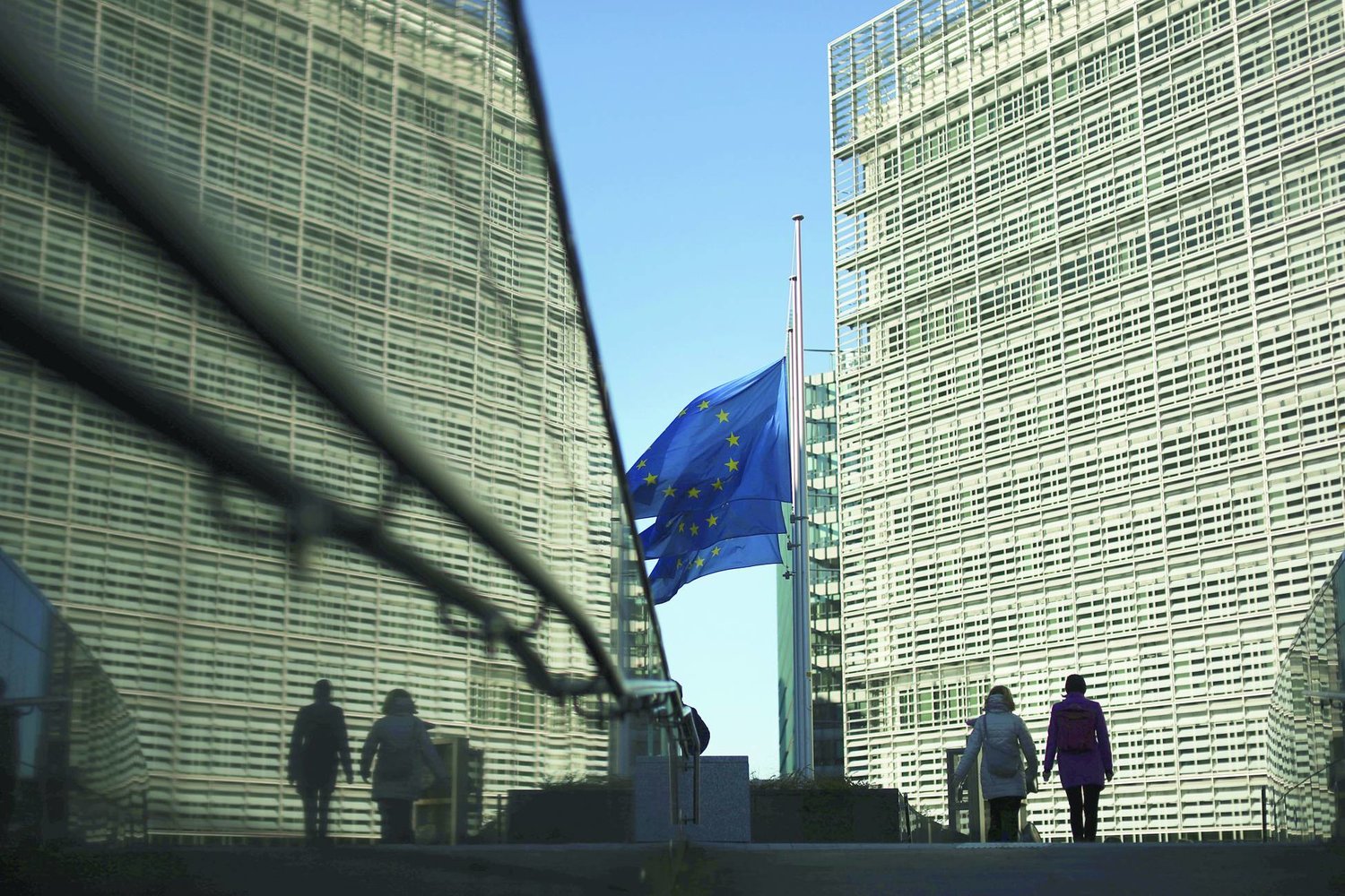 صعود عوائد الديون الأوروبية في آخر جلسات هذا العام - Detafour