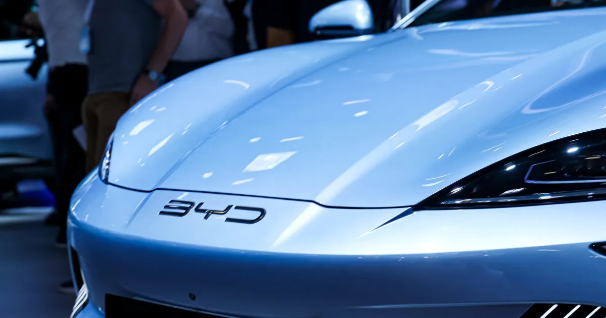 مع تصاعد المنافسة المحلية، هل انتهت أيام الهيمنة لشركات صناعة السيارات العالمية في الصين؟ - Detafour