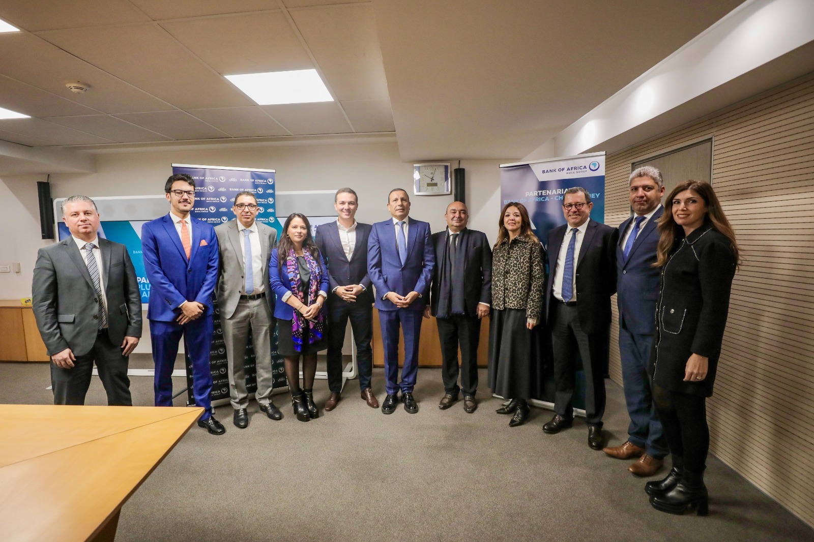 بنك أفريقيا ومنصة "شاري" يوقعان شراكة لتعزيز الرقمنة والشمول المالي للبقالين المغاربة - Detafour