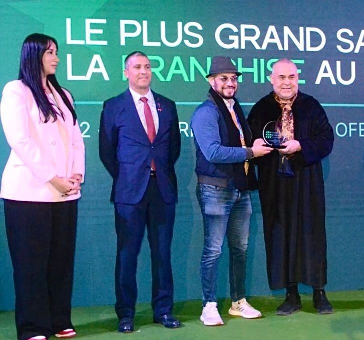 شركة M2T تفوز بجائزة 'أفضل مؤسسة دفع' في معرض الامتياز التجاري المغرب 2025 - Detafour